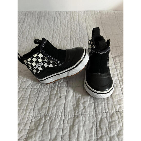 Vans | Shoes | Vans Slip On Hi Terrain V Mte Weather Resistant Shoes ...